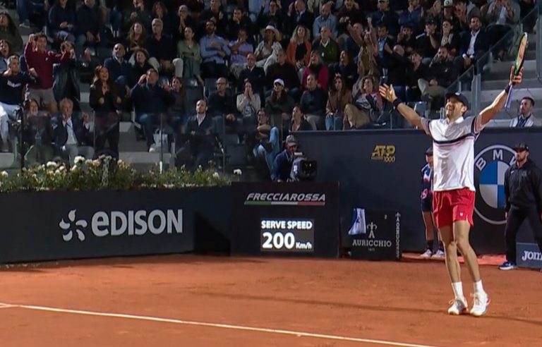 "Cuánto amor hay en esa mirada": el final feliz de Nico Jarry y Laura ...