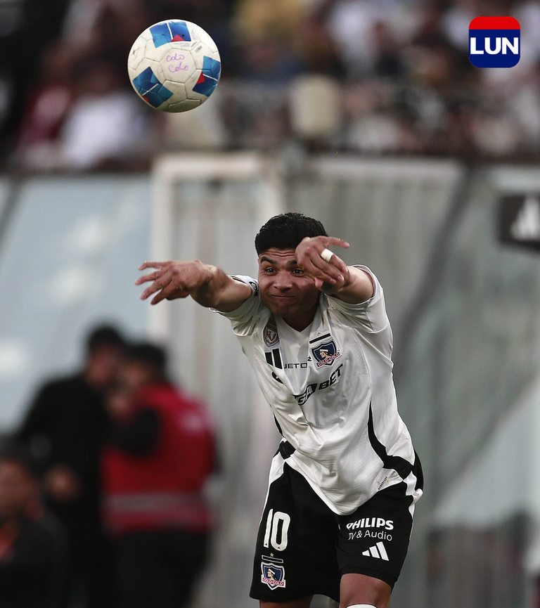 Aquino las hace todas: da el pase de gol tira córners y saca laterales - www.lun.com